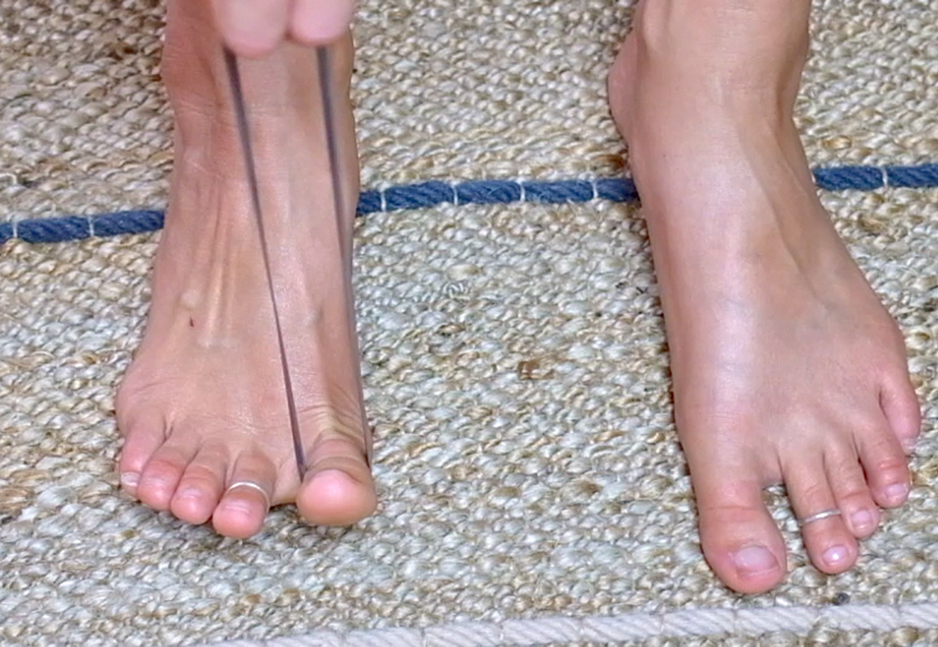 Toe Resistance Band – Strengthen & Align Your Toes – Earth Runners ...